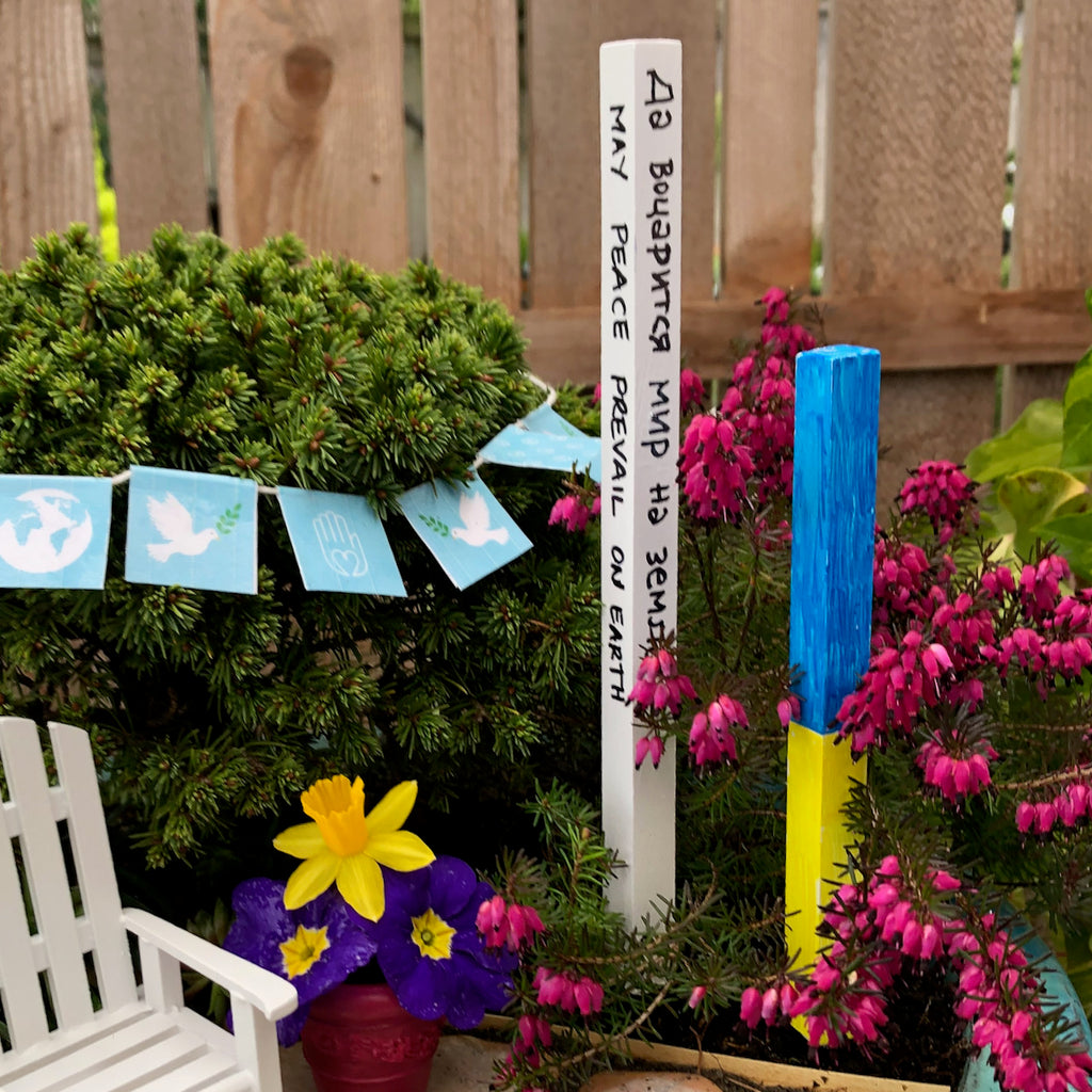 Miniature Garden Peace Pole - Larger Art Pole Set of 3 – Two Green ...